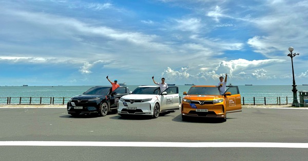 Dẫn 9 chiếc VinFast VF 9 xuyên Việt 5.500km, chủ xe chia sẻ: ‘Sạc, đỗ miễn phí nhiều nơi, chạy ...