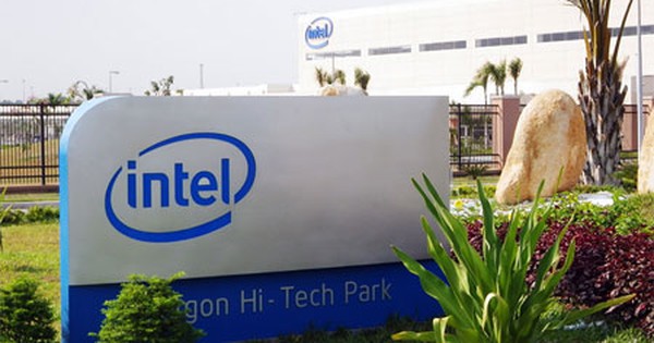 Intel thay đổi slogan sang “Hãy nhìn vào bên trong”