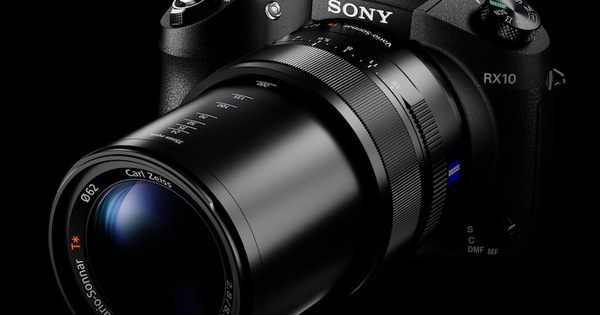 Sony trình làng RX10: máy ảnh zoom quang 8X, ống kính Carl Zeiss