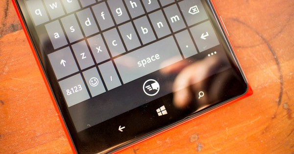 Làm chủ hoàn toàn bàn phím QWERTY của Windows Phone