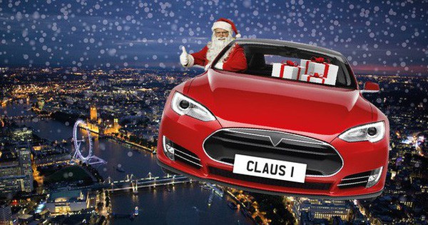 Tesla biến xe hơi của khách hàng thành xe tuần lộc với chế độ Santa ...