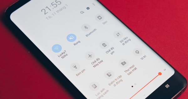 So sánh giao diện Samsung Experience (Android 8) và One UI (Android 9 ...