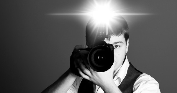 Giải đáp những bí ẩn về công suất đèn flash trong nhiếp ảnh: Tưởng khó ...