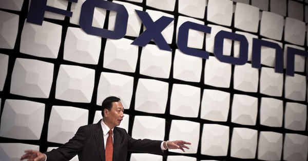Foxconn đẩy nhanh thương thảo với Sharp