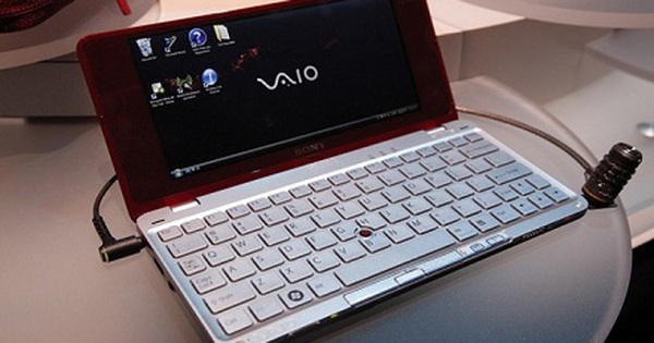 'Netbook chết là do iPad'